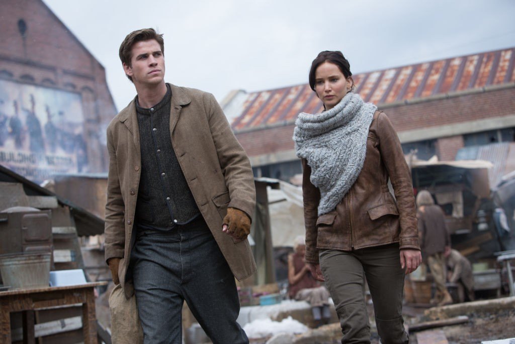 Jennifer Lawrence Opens Up About Life as a ‘Stay-at-Home Mom’—and How ...